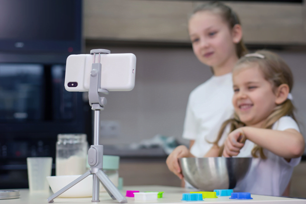 6 Best Android Phones to Teach Kids | Meritmeter Blog